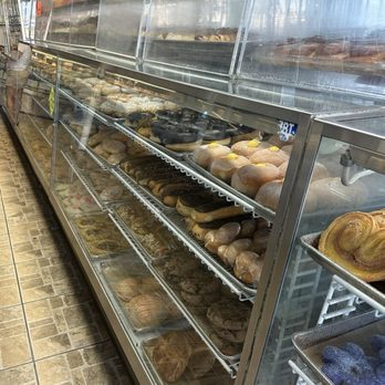 ELIZABETH BAKERY - Updated October 2025 - 205 Photos & 286 Reviews ...