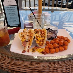 EARLY BIRD BREAKFAST PUB - Updated October 2025 - 202 Photos & 281 ...