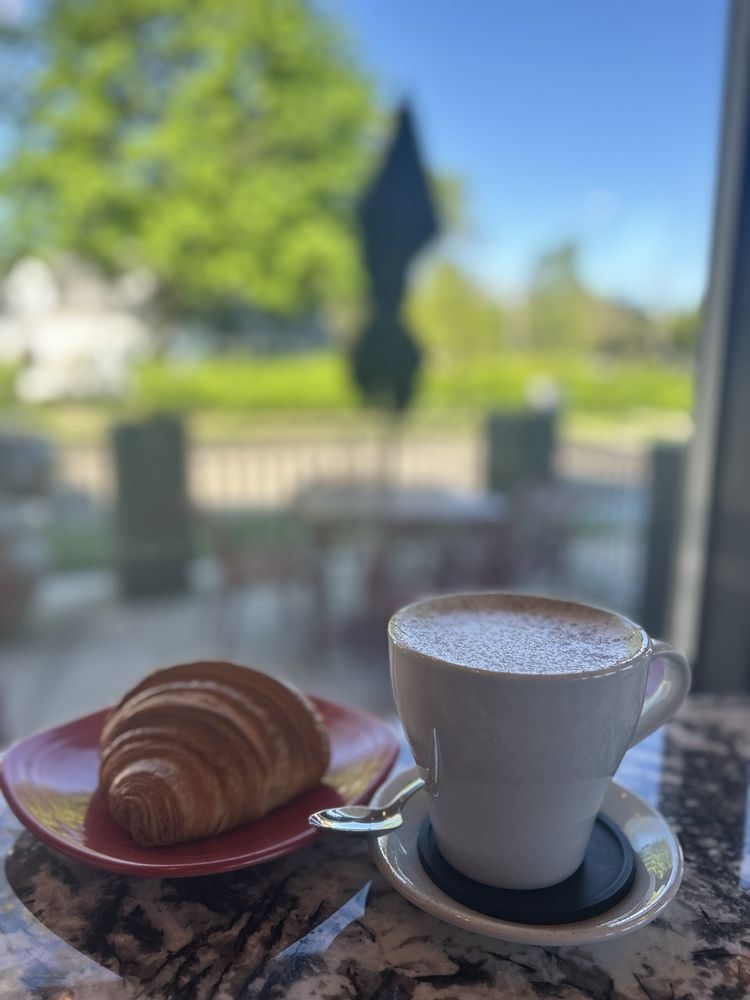 EPIC COFFEE SHOPPE - Updated May 2025 - 86 Photos & 90 Reviews - 22 W ...