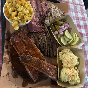 ERIC’S FAMILY BARBECUE - 502 Photos & 695 Reviews - 12345 W Indian ...