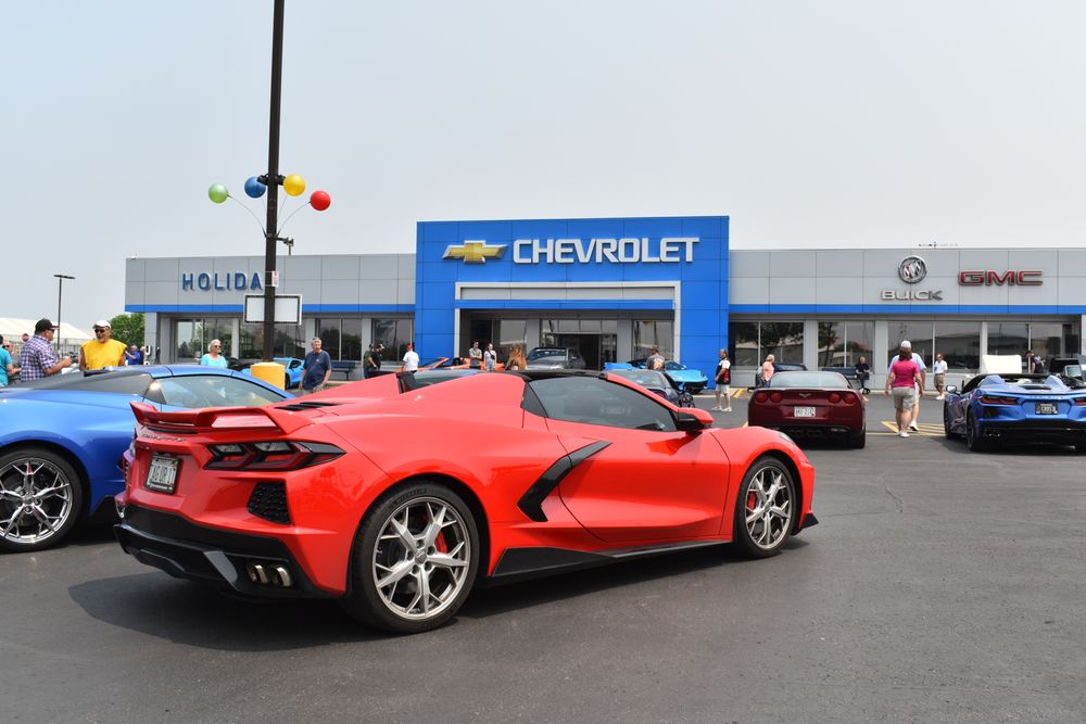 HOLIDAY AUTOMOTIVE - Updated October 2025 - 59 Photos & 37 Reviews ...