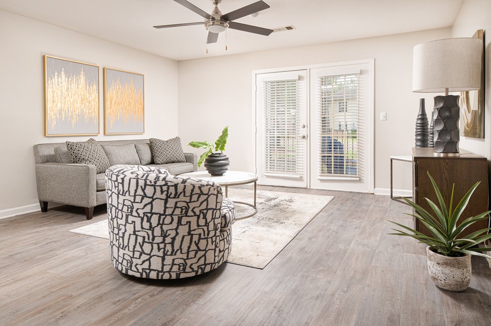 COLONY POINTE - Updated August 2025 - 16 Photos - 791 W County Line Rd ...