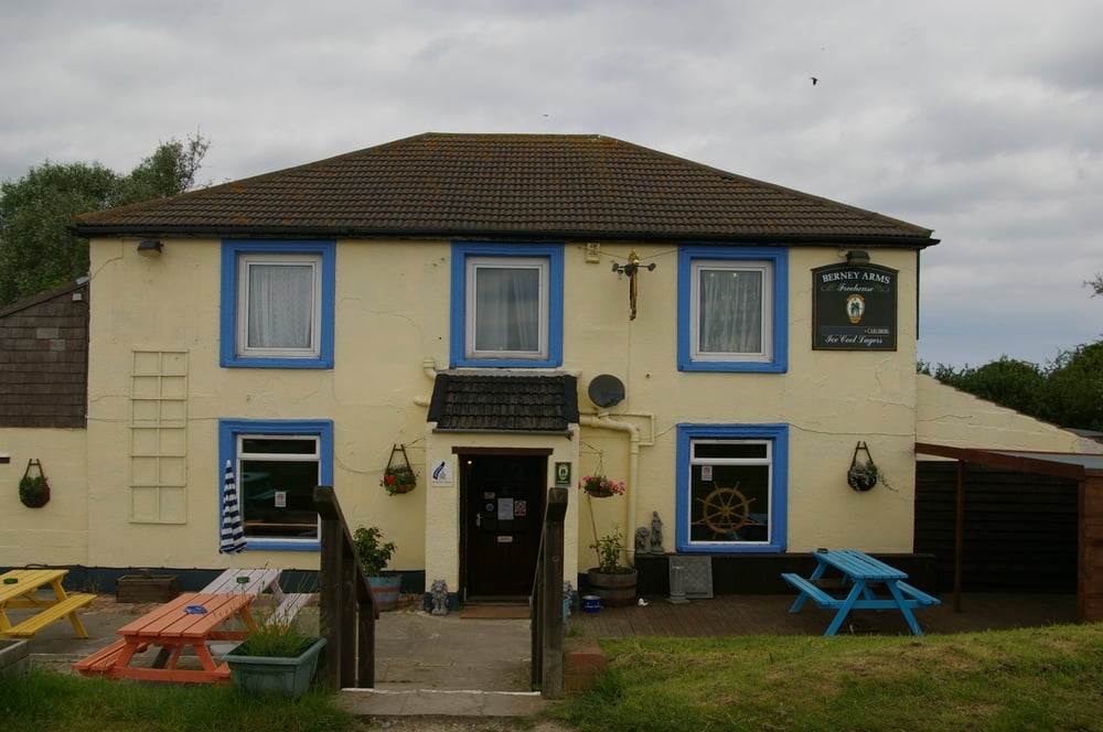 THE BERNEY ARMS - Updated December 2025 - Berney Arms, Great Yarmouth ...