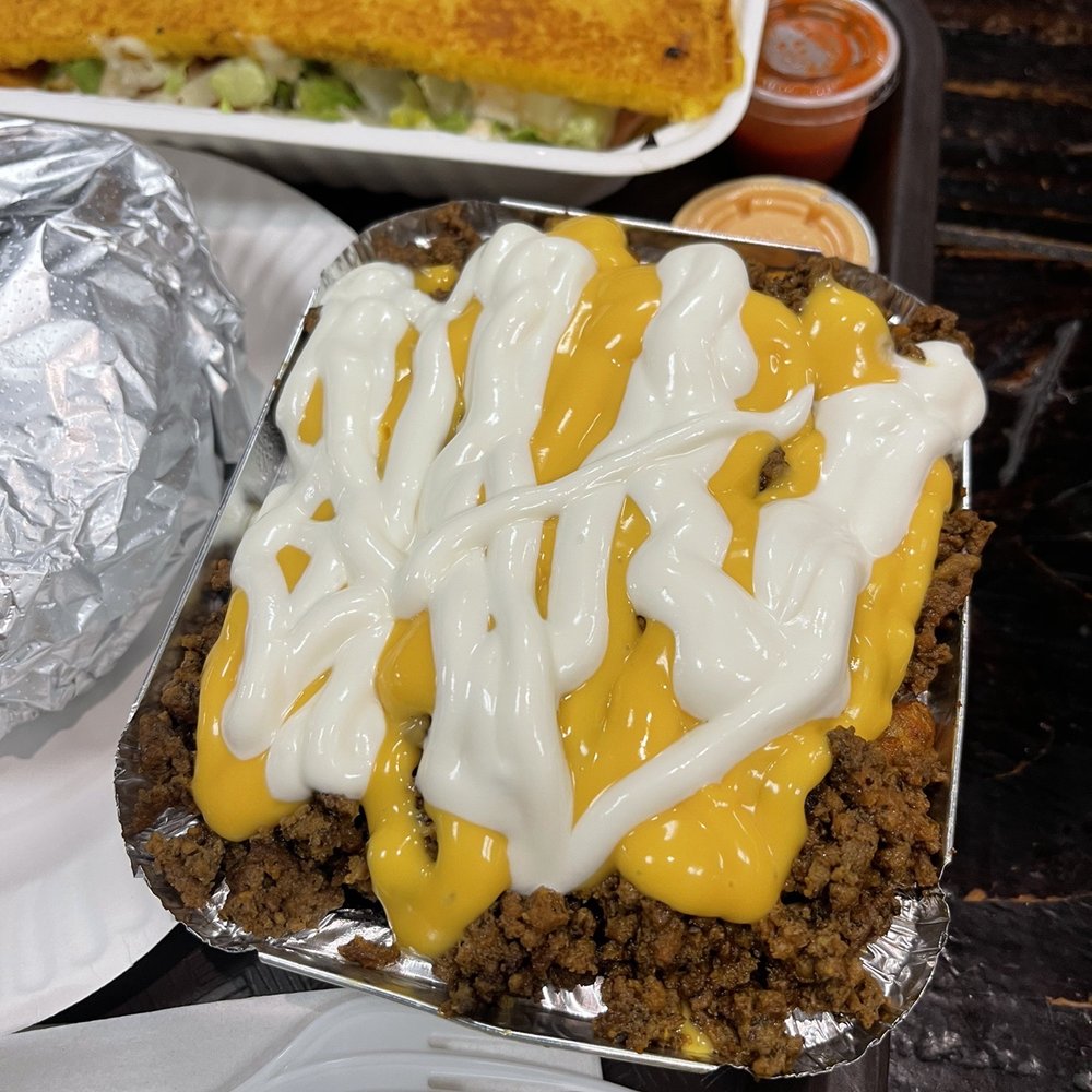 Yaroa Dominican Food