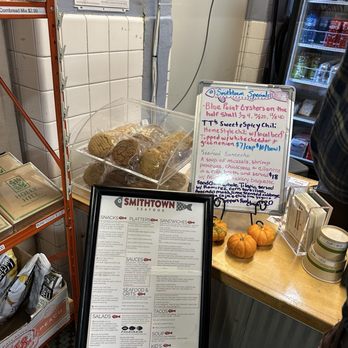 SMITHTOWN SEAFOOD - Updated September 2025 - 330 Photos & 287 Reviews - 501 W 6th St, Lexington ...