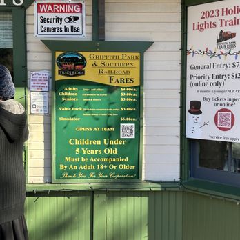 GRIFFITH PARK TRAIN RIDES - GRIFFITH PARK & SOUTHERN RAILROAD - Updated ...