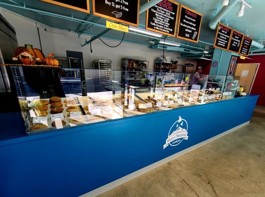 MARY’S MOUNTAIN COOKIES - DOWNTOWN ASHEVILLE - 24 Photos - 10 Broadway ...