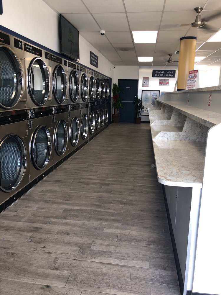 EXPRESS COIN LAUNDROMAT - Updated July 2025 - 13 Photos - 926 S Euclid ...