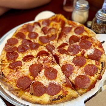 RODEOS PIZZA & SALADERIA - Updated January 2026 - 154 Photos & 372 ...