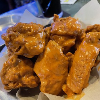 HOOTERS - Updated December 2025 - 81 Photos & 146 Reviews - 3901 North ...