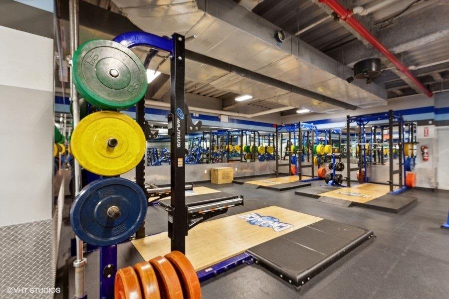 CRUNCH FITNESS - FLATBUSH - Updated October 2025 - 77 Photos & 119 ...