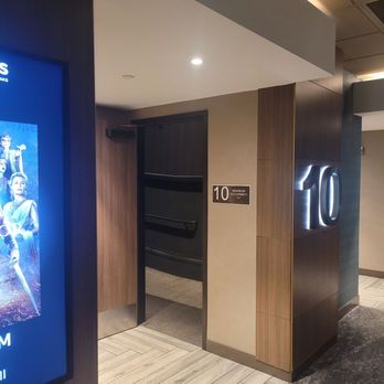 CINÉPOLIS LUXURY CINEMAS - Updated April 2025 - 296 Photos & 318 ...