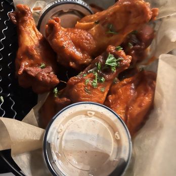 SHADOW LOUNGE & RESTAURANT - Updated October 2025 - 111 Photos & 47 ...