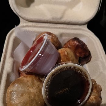 HUMPTY’S DUMPLINGS - Updated September 2024 - 251 Photos & 348 Reviews ...