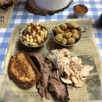 MAGNOLIA PIT - Updated July 2025 - 30 Photos & 28 Reviews - 729 Jordan ...