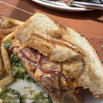 THE SLOUGH HOUSE KITCHEN - Updated May 2025 - 184 Photos & 218 Reviews ...