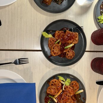 MING - Updated October 2024 - 208 Photos & 323 Reviews - 1655 Oak Tree ...