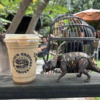 HIDDEN GROUNDS COFFEE - Updated November 2024 - 202 Photos & 69 Reviews ...