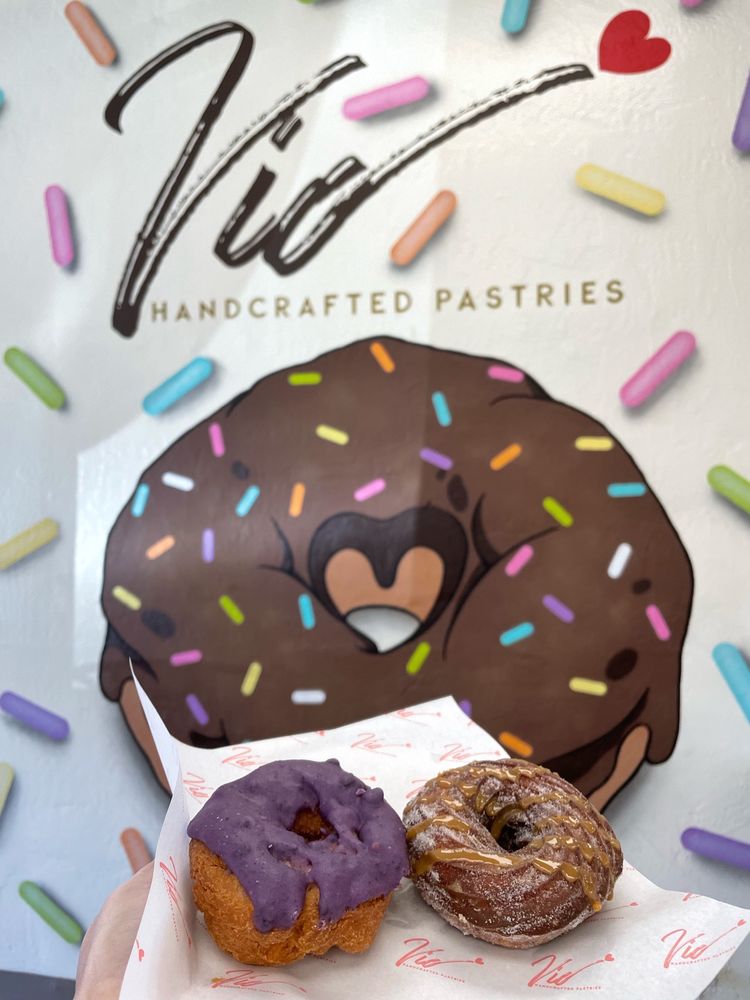 VIO HANDCRAFTED PASTRIES - 193 Photos & 75 Reviews - 313 Main St ...
