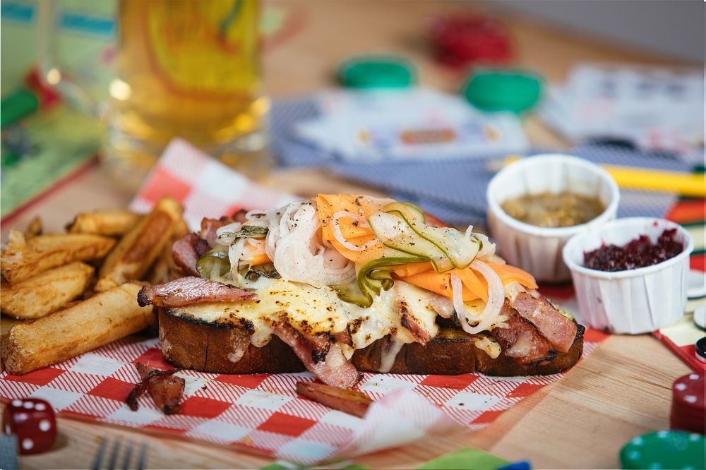 PLONK - Updated December 2025 - 21 Photos - 177 Hoxton Street, London ...