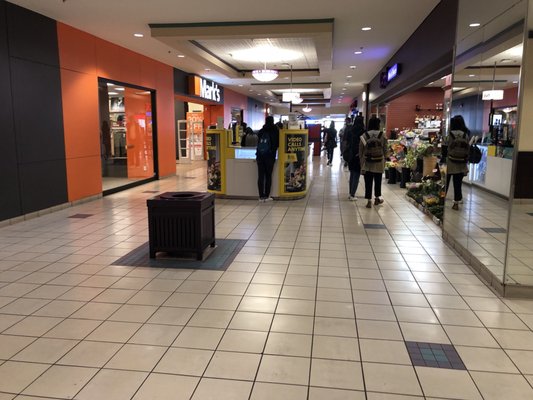 KINGSGATE MALL - Updated July 2025 - 12 Photos & 37 Reviews - 370 E ...