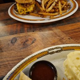 CORNER STABLE - COCKEYSVILLE - Updated December 2025 - 217 Photos & 470 ...