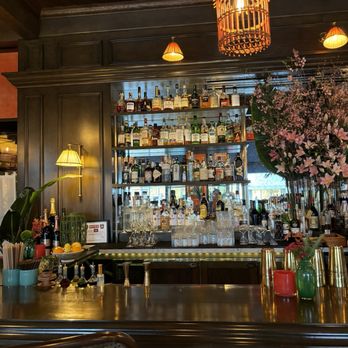 LE COLONIAL - DELRAY BEACH - Updated May 2024 - 227 Photos & 170 ...