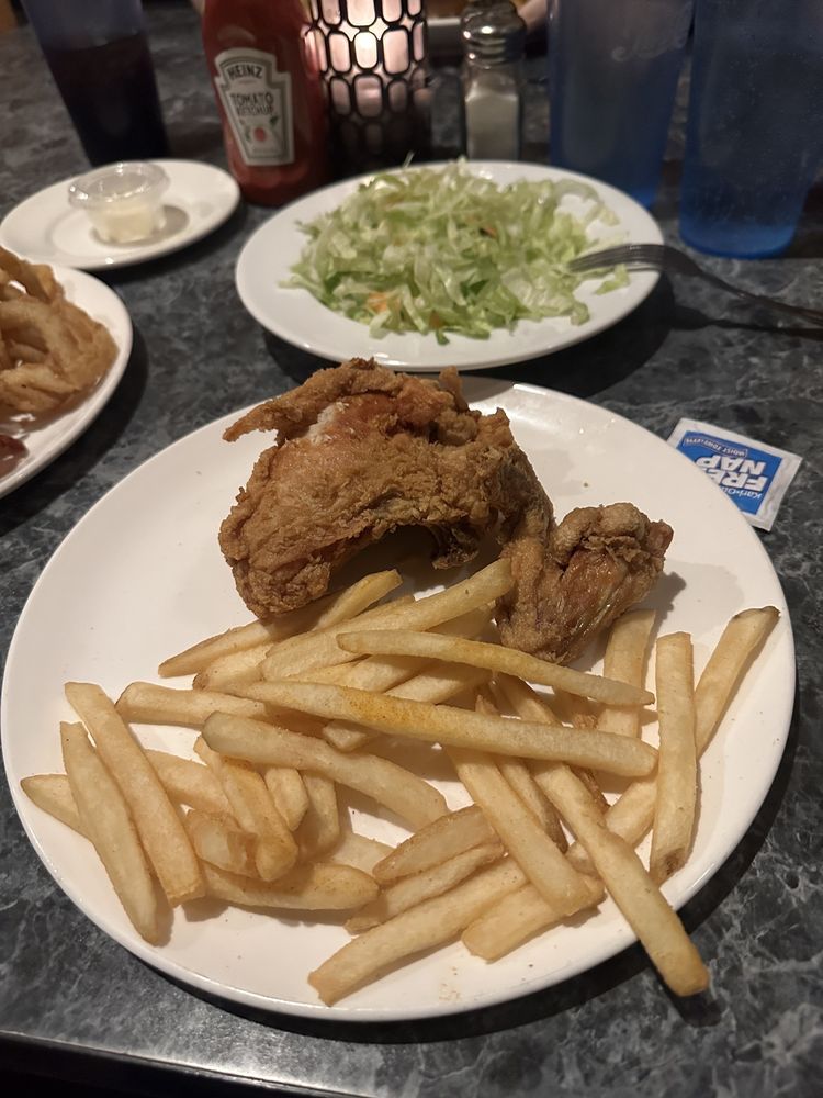 HIGHWAY 63 DINER - Updated July 2024 - 21 Photos & 63 Reviews - 3030 ...