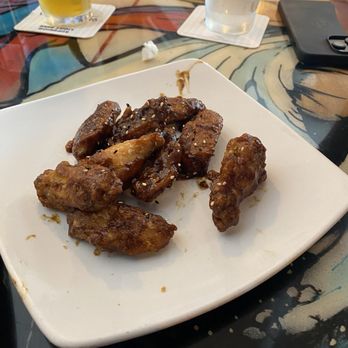 MOSA’S JOINT - Updated June 2025 - 422 Photos & 275 Reviews - 324 West ...