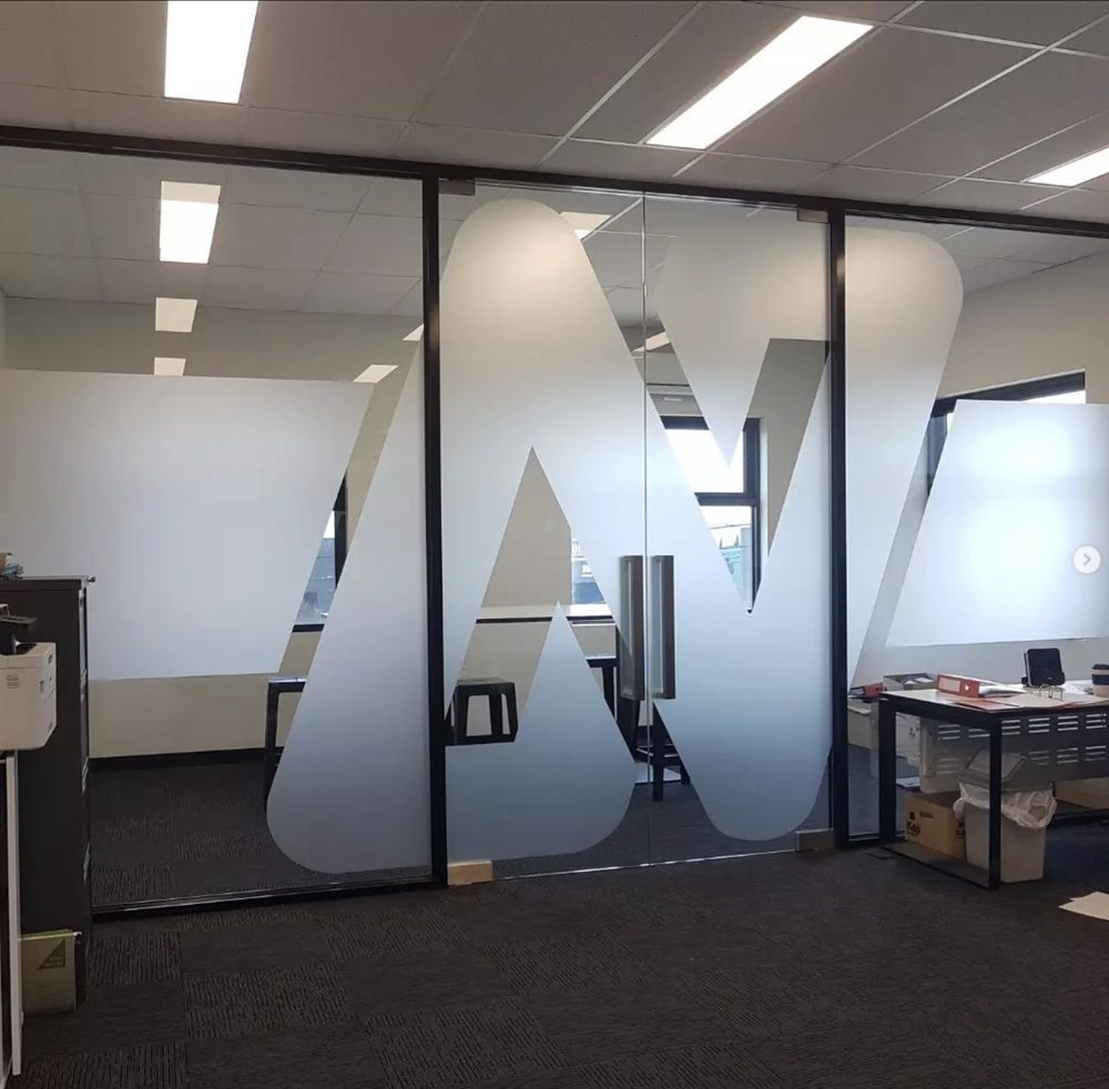 MACEDON RANGES SIGNS - Updated July 2024 - 24 Photos - 2 Aberdeen Court ...