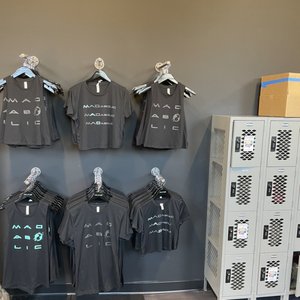 DMV IRON GYM - Updated May 2025 - 71 Photos & 44 Reviews - 5426 ...