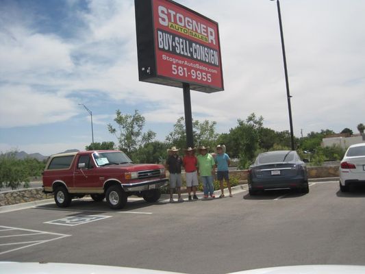 STOGNER AUTO SALES - Updated December 2025 - 26 Photos - 4400 Doniphan ...