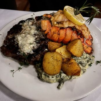 DECANTER - Updated November 2025 - 19 Photos & 18 Reviews - 629 N ...