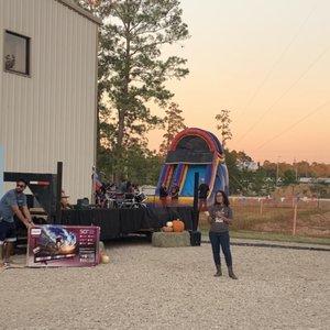 FAITHBRIDGE - Updated June 2025 - 16 Photos - 18000 Stuebner Airline Rd ...