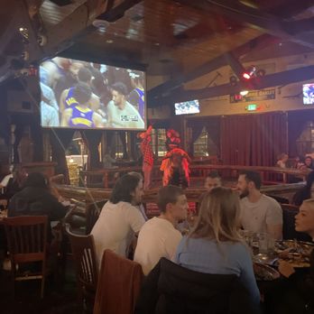 SADDLE RANCH CHOP HOUSE - Updated November 2024 - 1709 Photos & 2692 ...