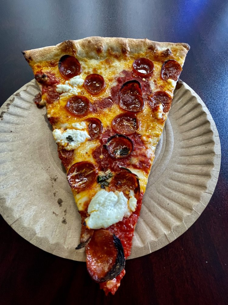 CORNER SQUARE - Updated June 2024 - 34 Photos & 22 Reviews - 956 ...