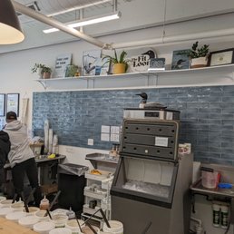 THE FIT LOON - Updated May 2025 - 68 Photos - 210 N Broadway Ave ...