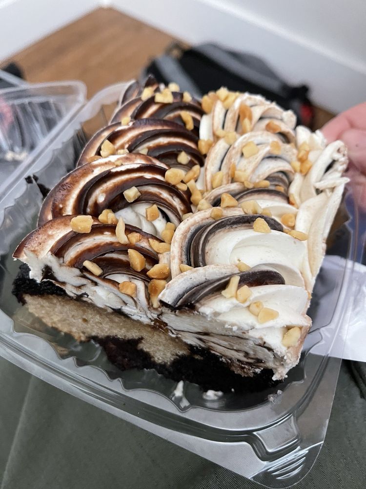 GATEWAY MARKET - Updated January 2026 - 215 Photos & 263 Reviews - 2002 ...