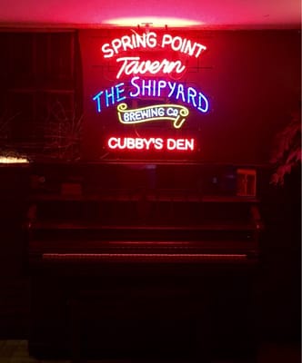 SPRING POINT TAVERN - Updated December 2025 - 11 Reviews - 175 Benjamin ...