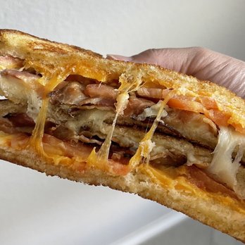 THE COLOSSAL SANDWICH SHOP - Updated July 2024 - 319 Photos & 533 ...