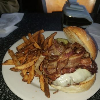 LOWER BANK TAVERN - Updated January 2025 - 17 Photos & 26 Reviews ...
