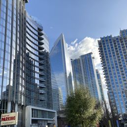 INK N IVY - Updated March 2025 - 625 Photos & 821 Reviews - 222 S ...