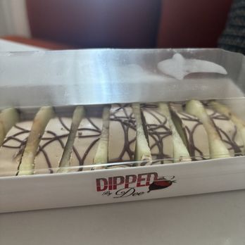 DIPPED BY DEE - Updated October 2025 - 353 Photos & 129 Reviews - 7208 ...