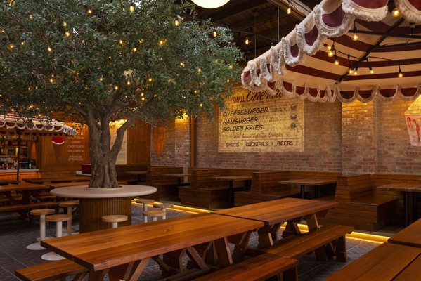 SMALL CHEVAL- LINCOLN PARK - Updated December 2025 - 46 Photos & 29 ...