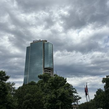 HILTON ALEXANDRIA MARK CENTER - Updated February 2025 - 444 Photos ...