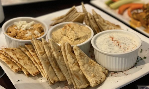 KRAZY GREEK KITCHEN - 372 Photos & 328 Reviews - 142 W Lakeview Ave ...