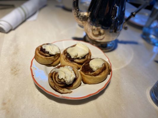 FOUNDING FARMERS RESTON STATION - 1201 Photos & 1089 Reviews - 1904 ...