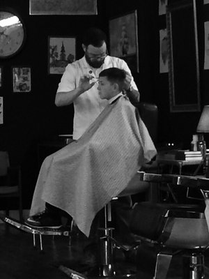 BULLY TRAP BARBER SHOP - Updated December 2025 - 22 Photos & 26 Reviews ...