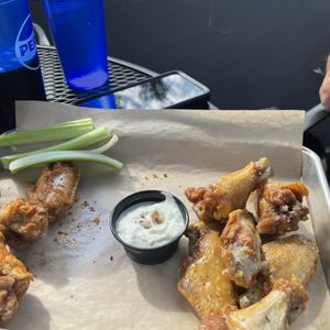 FILLING STATION PUB & GRILL - Updated October 2025 - 41 Photos & 58 ...