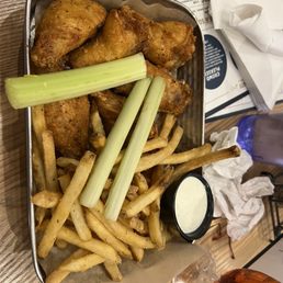 MAIN EVENT CHESTERFIELD - Updated August 2025 - 97 Photos & 79 Reviews ...